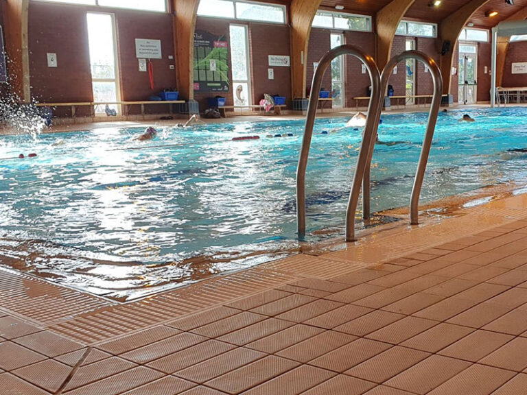 Buckler's Mead Leisure Centre - LED Community Leisure